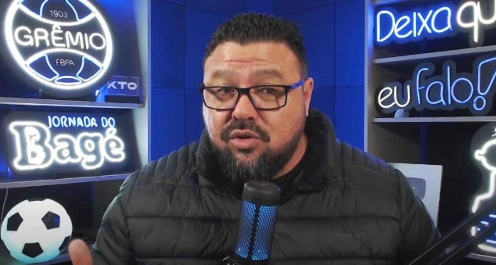 Bagé perde de vez a paciência com Olivera: "Não pode mais vestir a ...