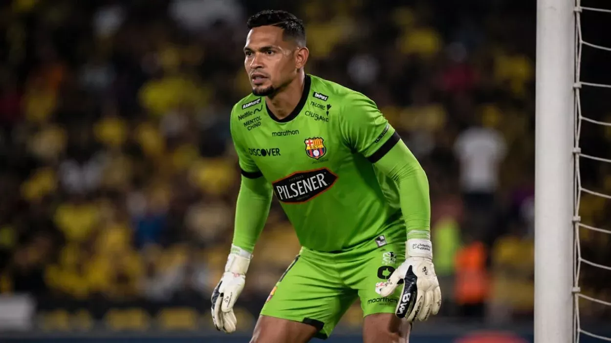 Inter mira goleiro de seleção que já recebeu elogios anteriores de ...